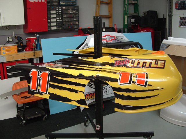 Graphics and decals for racing go-karts, oval flat karts, champ karts ...